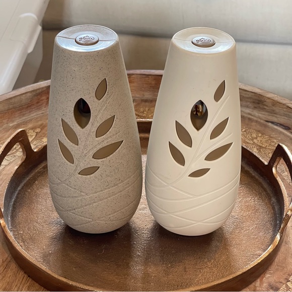 Glade | Accents | Glade Automatic Stone Air Freshener Spray Holders | Poshmark